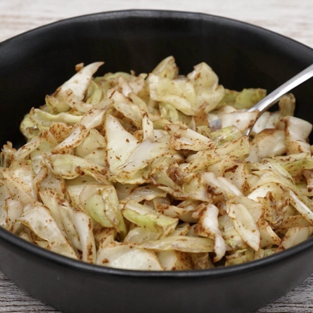 Spicy cabbage - Veggie Ideas