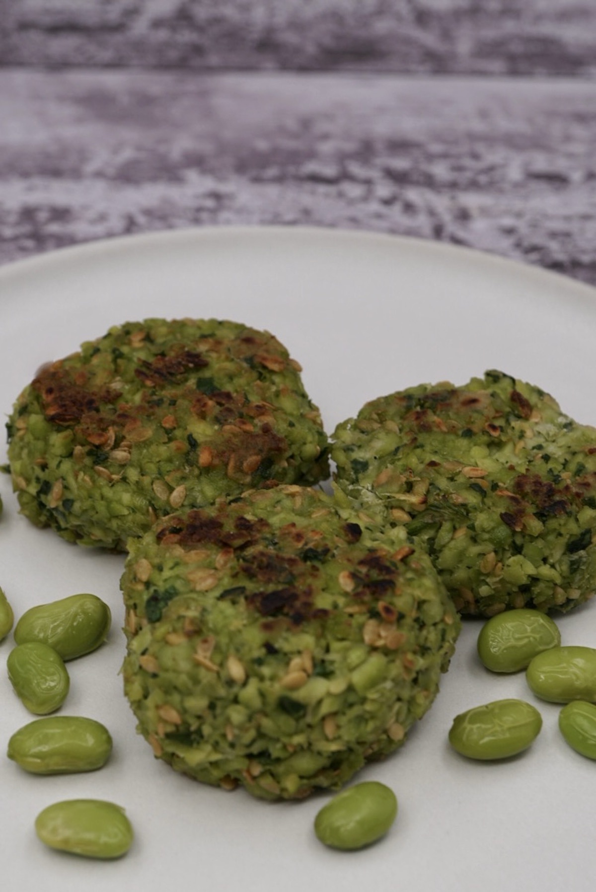 Edamame fritters - Veggie Ideas